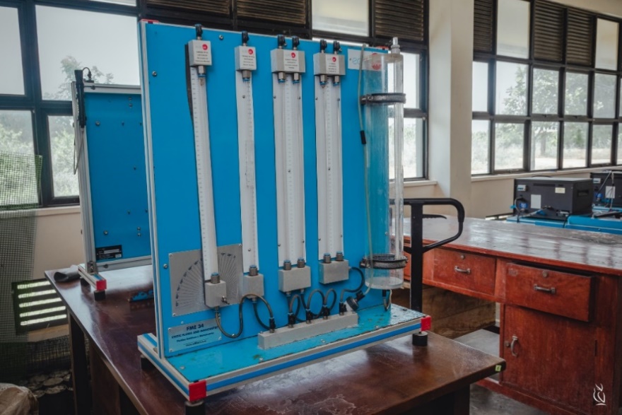 HYDRAULICS AND FLUID LABORATORY – Faculty of Engineering, University of Jaffna